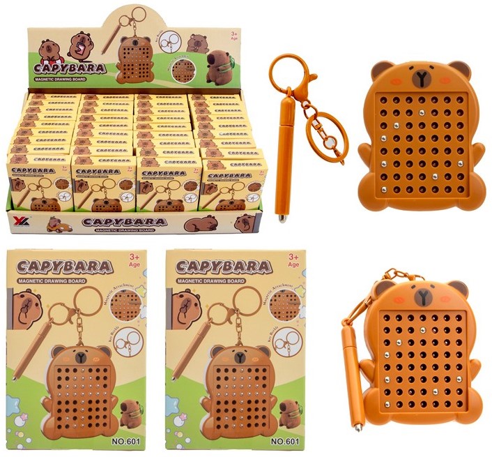 Capybara magnet board 9x7cm in display (36)